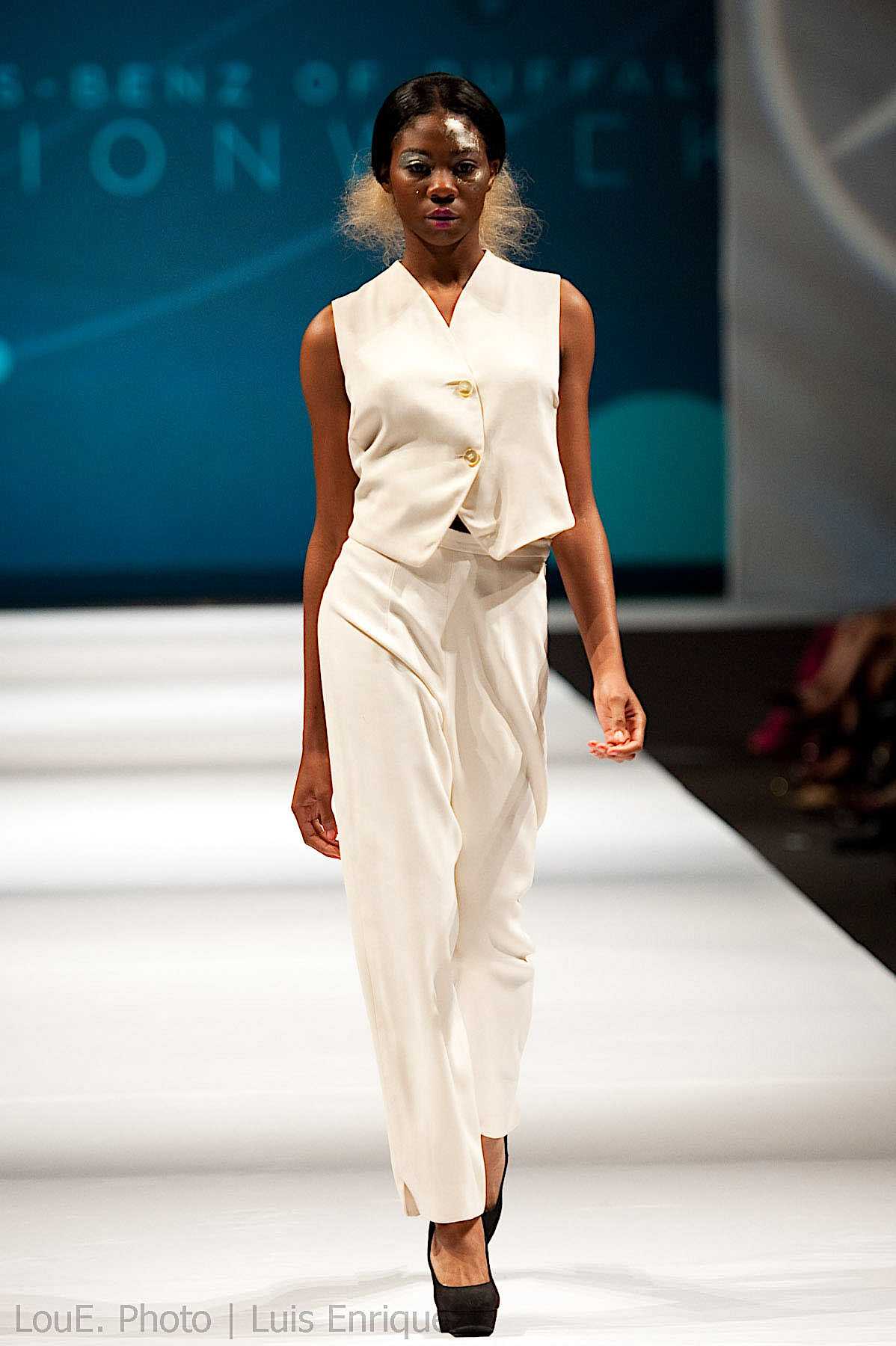 Interview: Lawrence Pizzi Spring/Summer 2012 Collection » THE ARTISTS FORUM
