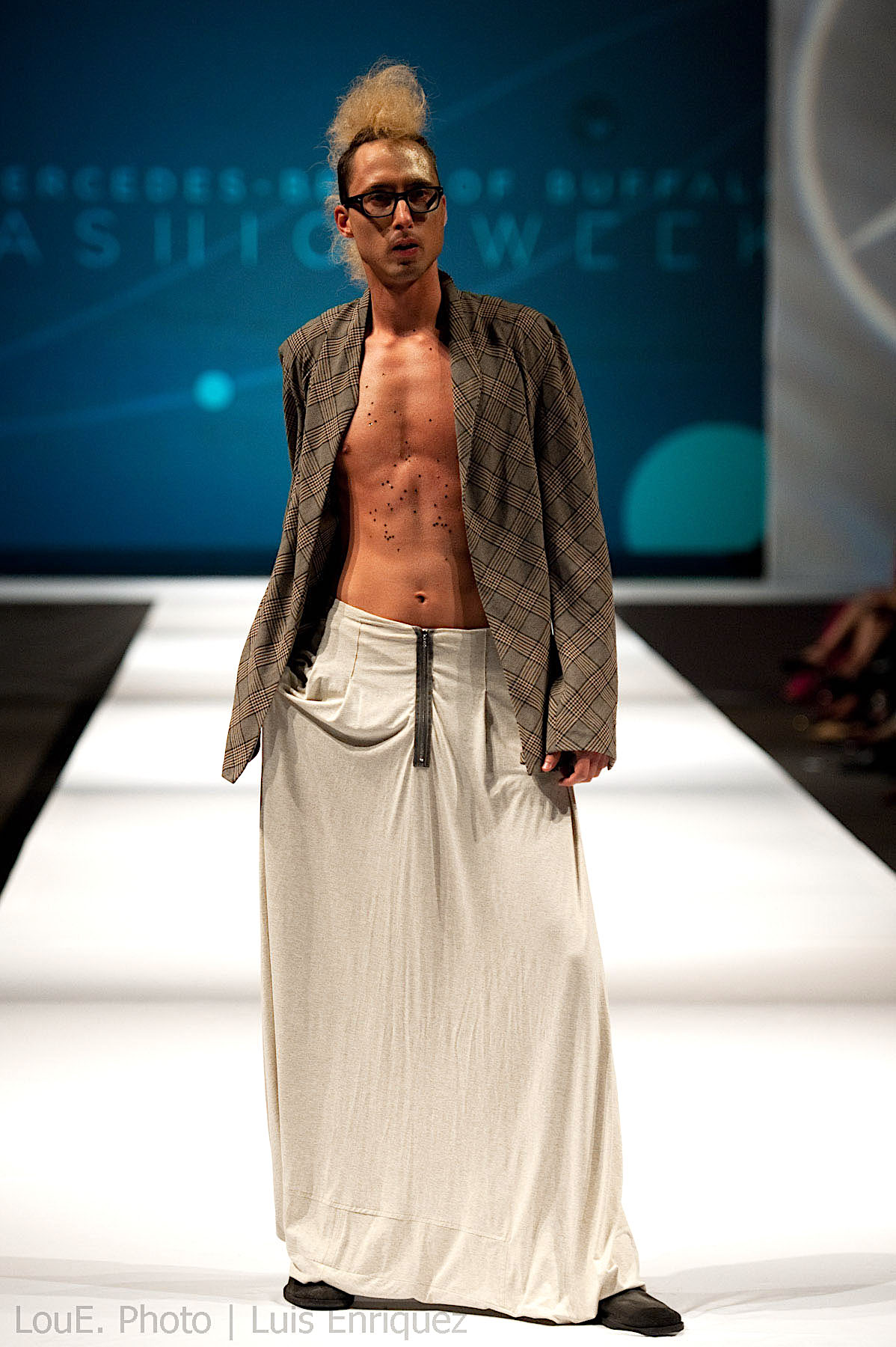 Interview: Lawrence Pizzi Spring/Summer 2012 Collection » THE ARTISTS FORUM